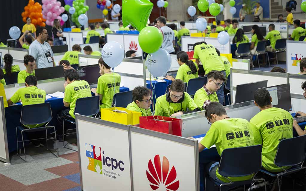 El ITESO recibe a programadores de Latinoamérica - CRUCE